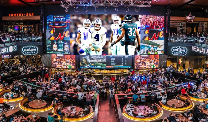 Kroger Game Day Live! Dallas vs Detroit tickets in Arlington at Texas ...