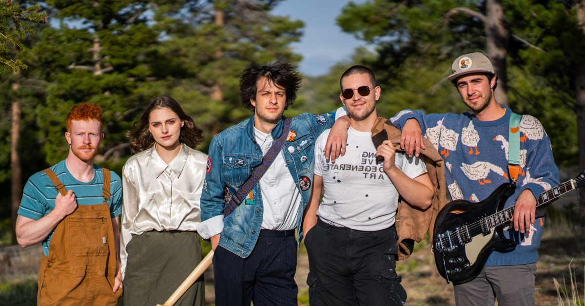 Moon Dial with Clementine, Big Pinch | Z2 Entertainment