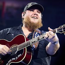 Luke Combs tickets in East Rutherford at MetLife Stadium on Fri, Jul 19 ...
