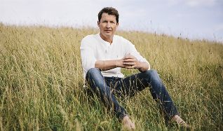 James Blunt tickets in Leeds at first direct arena Leeds on Thu, 13 Feb ...