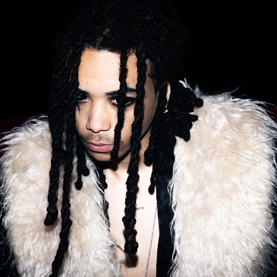 CHE Tickets - Concert Tour Dates - AXS US